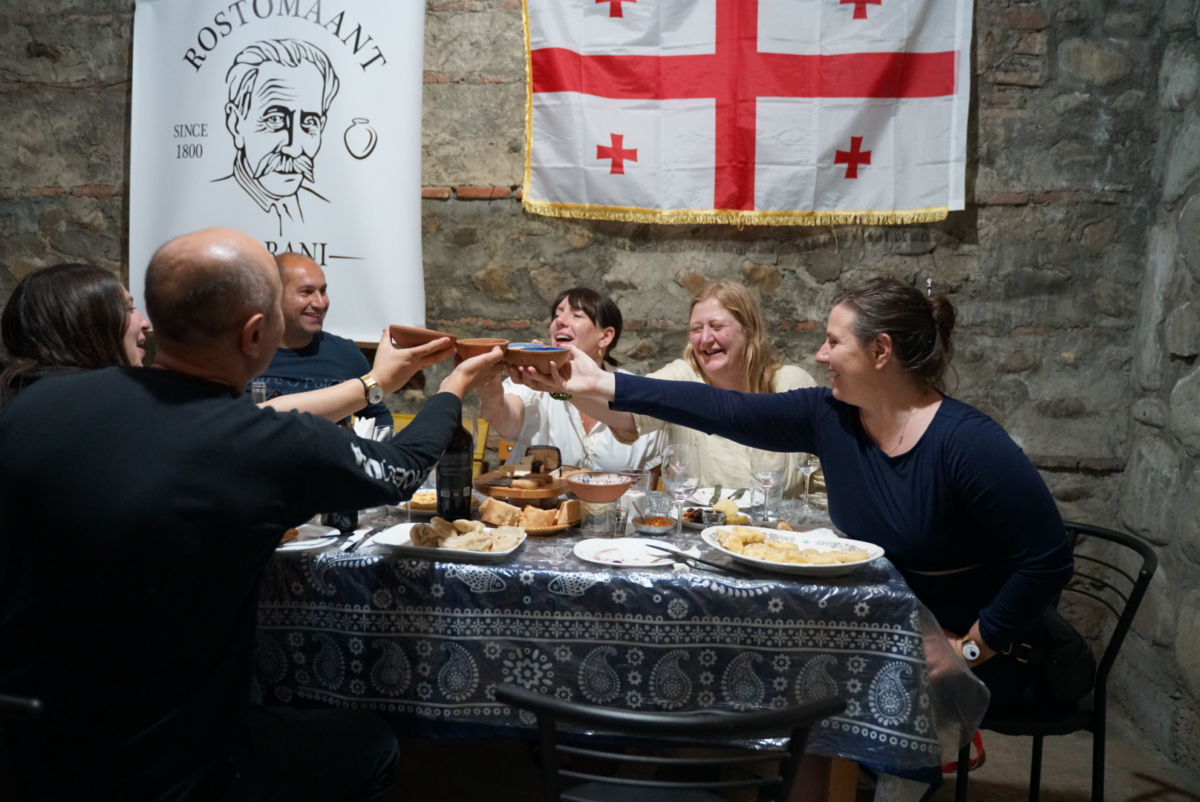 How to Plan a Food Tour in Any Destination